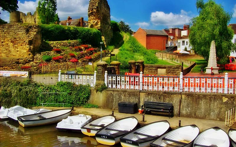 Top 10 Romantic Getaways in the UK for 2025